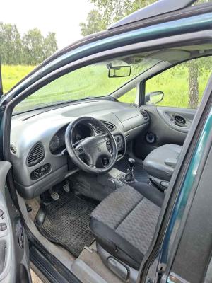 Volkswagen Sharan 1996 Vievis, ar dzinēja tilpumu 1.90 L un nobraukumu 540 tūkst. km par 500 €, foto 9 vietnē AUTOMOTO.COM.LV