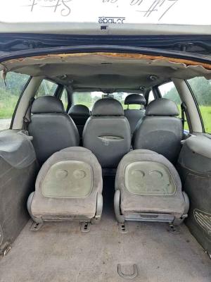 Volkswagen Sharan 1996 Vievis, ar dzinēja tilpumu 1.90 L un nobraukumu 540 tūkst. km par 500 €, foto 13 vietnē AUTOMOTO.COM.LV