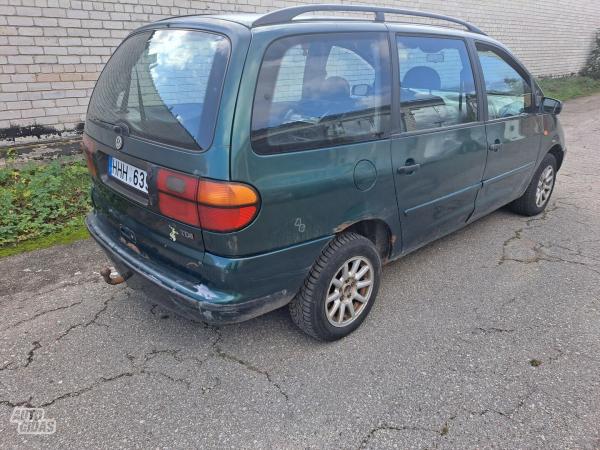 Volkswagen Sharan 1997 in Panevezys, with an engine capacity of 1.90 L and mileage of 31 thousand km for 390 €, photo 3 on AUTOMOTO.COM.LV