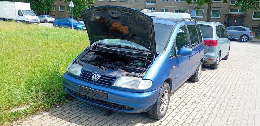 Volkswagen Sharan 1997 Klaipėda, ar dzinēja tilpumu 1.90 L un nobraukumu 300 tūkst. km par 320 €, foto 3 vietnē AUTOMOTO.COM.LV