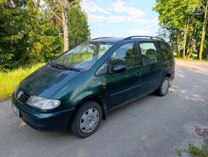 Volkswagen Sharan 1998 in Marijampole, with an engine capacity of 2.00 L and mileage of 325 thousand km for 950 €, photo  on AUTOMOTO.COM.LV
