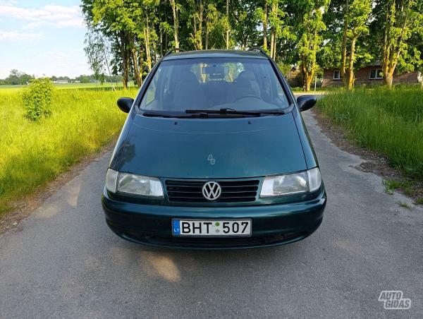 Volkswagen Sharan 1998 in Marijampole, with an engine capacity of 2.00 L and mileage of 325 thousand km for 950 €, photo 2 on AUTOMOTO.COM.LV