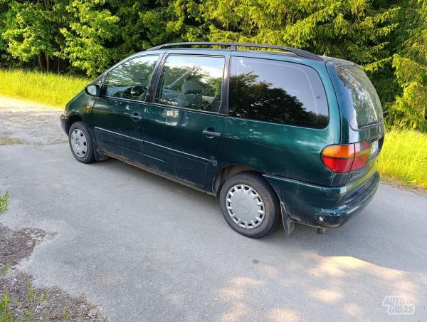 Volkswagen Sharan 1998 in Marijampole, with an engine capacity of 2.00 L and mileage of 325 thousand km for 950 €, photo 5 on AUTOMOTO.COM.LV