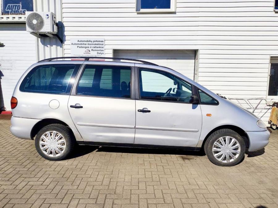 Volkswagen Sharan 1998 in Bliudziai, with an engine capacity of 1.90 L and mileage of 486 thousand km for 1230 €, photo 4 on AUTOMOTO.COM.LV