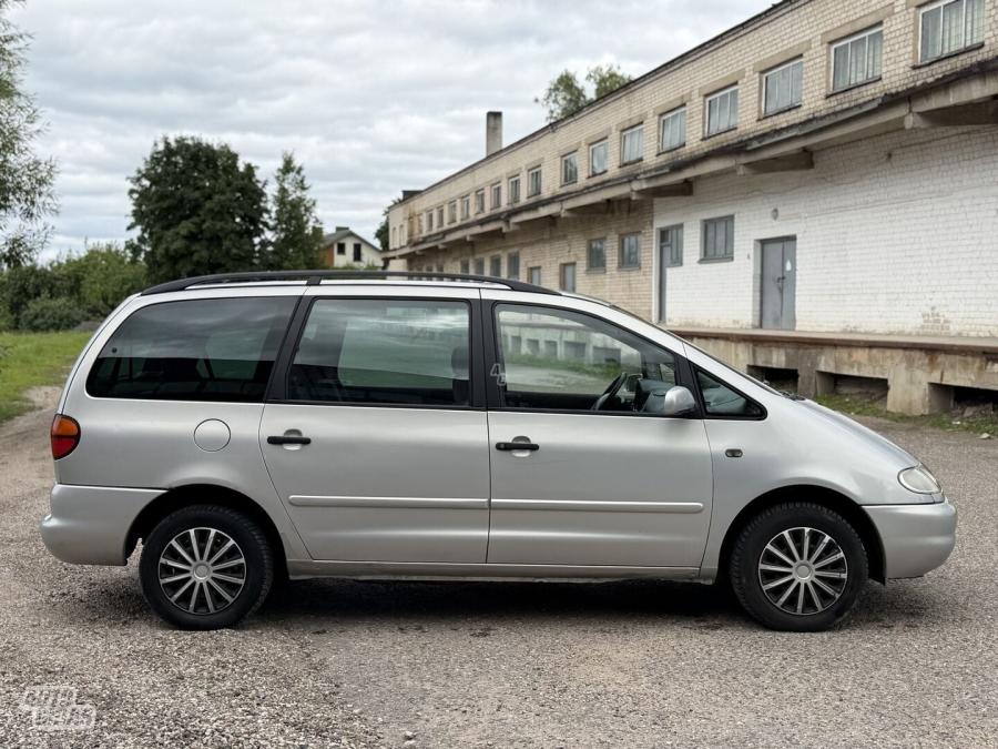 Volkswagen Sharan 1998 Utena, ar dzinēja tilpumu 1.90 L un nobraukumu 340 tūkst. km par 1450 €, foto 5 vietnē AUTOMOTO.COM.LV