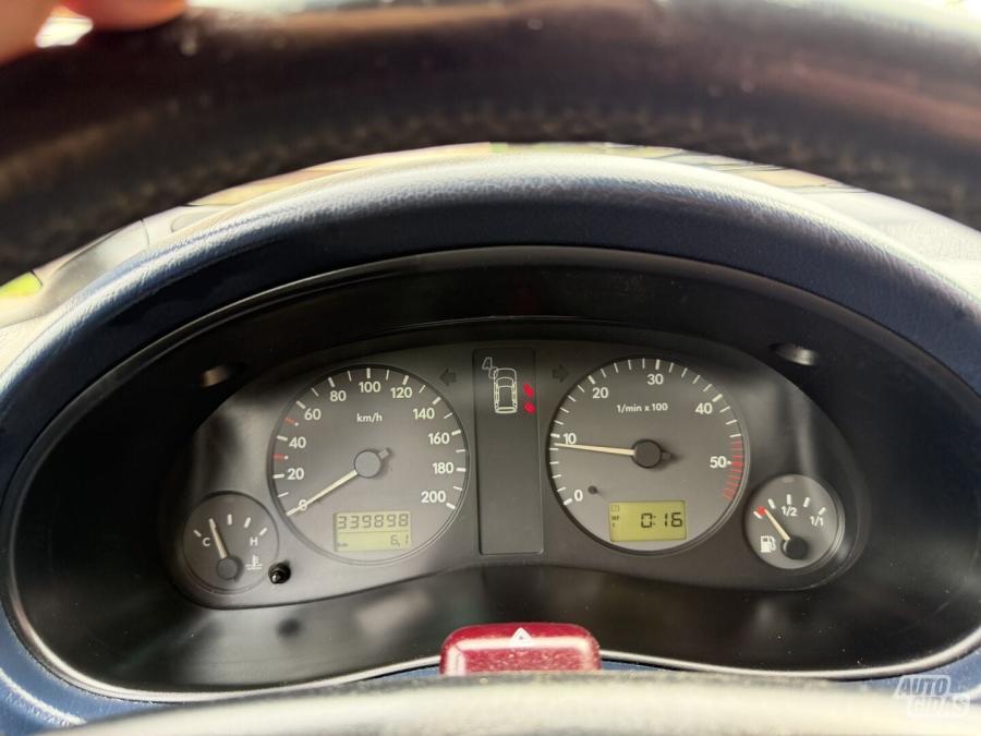 Volkswagen Sharan 1998 Utena, ar dzinēja tilpumu 1.90 L un nobraukumu 340 tūkst. km par 1450 €, foto 14 vietnē AUTOMOTO.COM.LV