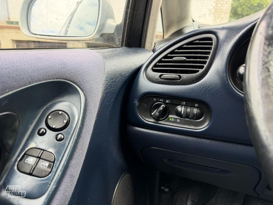 Volkswagen Sharan 1998 Utena, ar dzinēja tilpumu 1.90 L un nobraukumu 340 tūkst. km par 1450 €, foto 15 vietnē AUTOMOTO.COM.LV