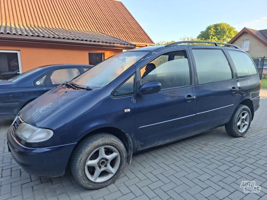 Volkswagen Sharan 1998 Kretinga, ar dzinēja tilpumu 1.90 L un nobraukumu 295 tūkst. km par 450 €, foto 3 vietnē AUTOMOTO.COM.LV