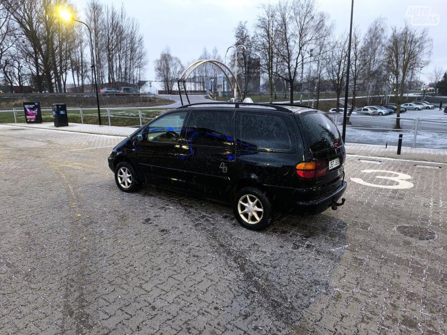 Volkswagen Sharan 1999 in Kaunas, with an engine capacity of 1.90 L and mileage of 420 thousand km for 890 €, photo 3 on AUTOMOTO.COM.LV