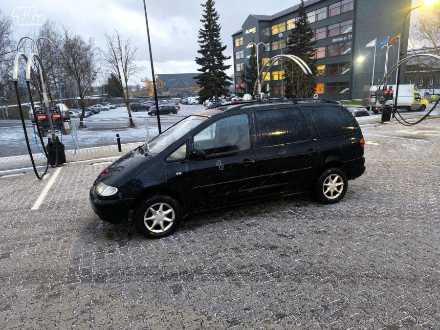 Volkswagen Sharan 1999 in Kaunas, with an engine capacity of 1.90 L and mileage of 420 thousand km for 890 €, photo 10 on AUTOMOTO.COM.LV