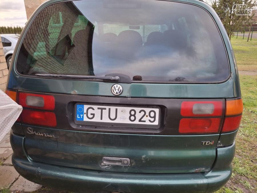 Volkswagen Sharan 1999 in Panevezys, with an engine capacity of 1.90 L and mileage of 273 thousand km for 500 €, photo 6 on AUTOMOTO.COM.LV