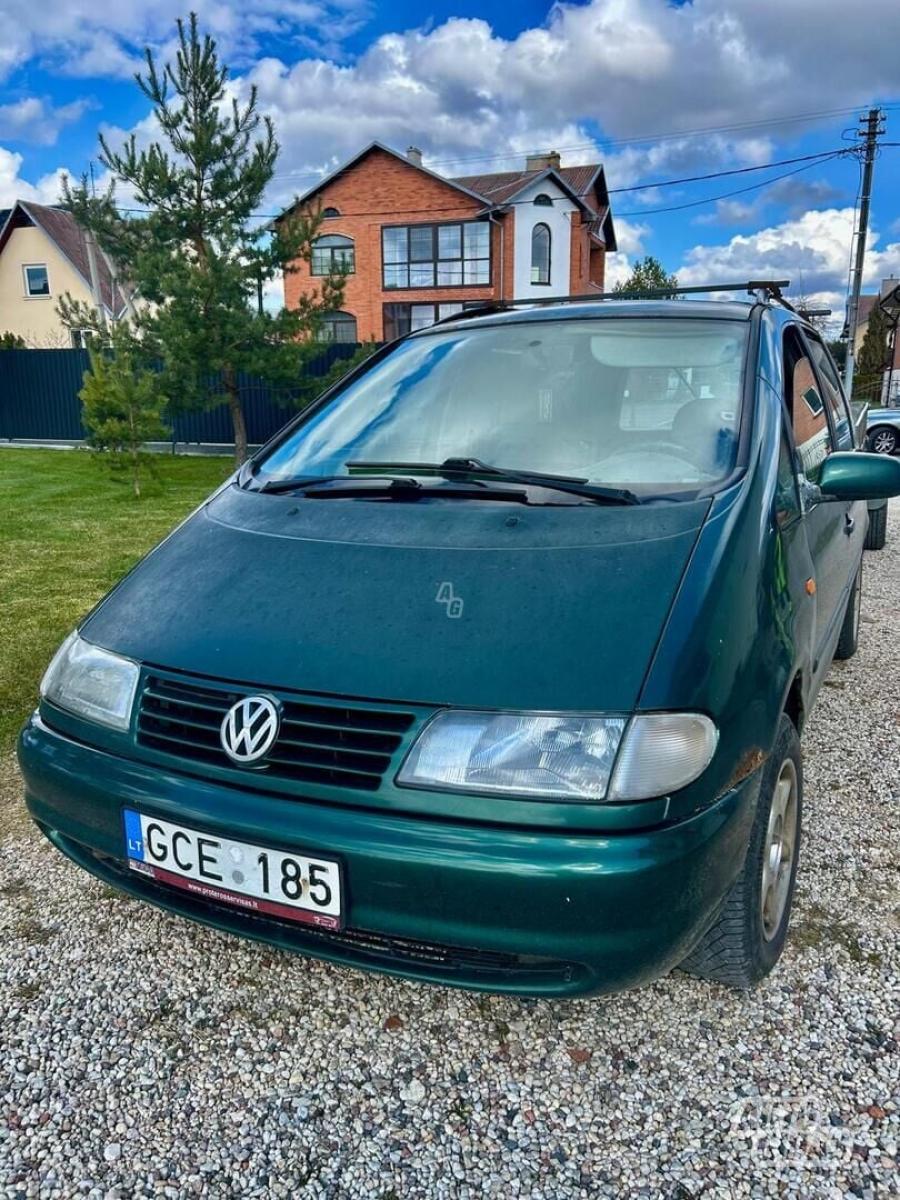 Volkswagen Sharan 1999 in Panevezys, with an engine capacity of 1.90 L and mileage of 272 thousand km for 500 €, photo 1 on AUTOMOTO.COM.LV
