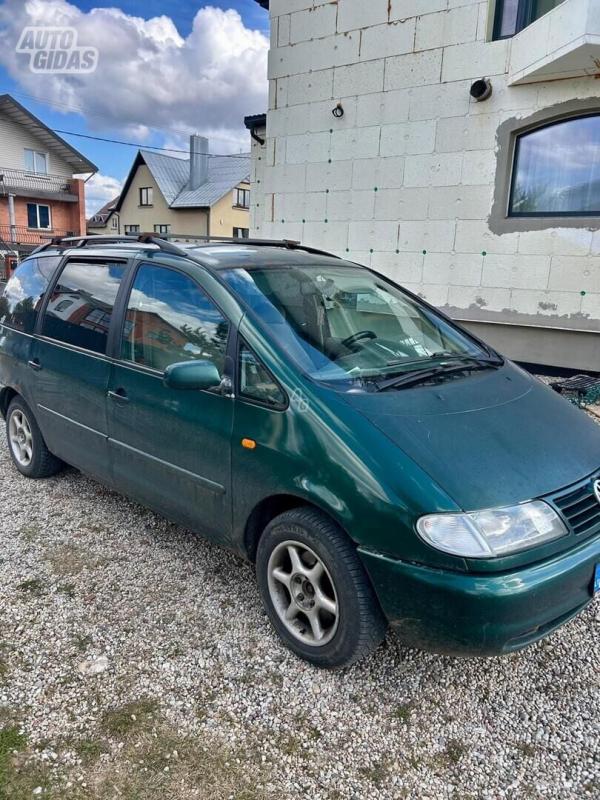 Volkswagen Sharan 1999 in Panevezys, with an engine capacity of 1.90 L and mileage of 272 thousand km for 500 €, photo 3 on AUTOMOTO.COM.LV