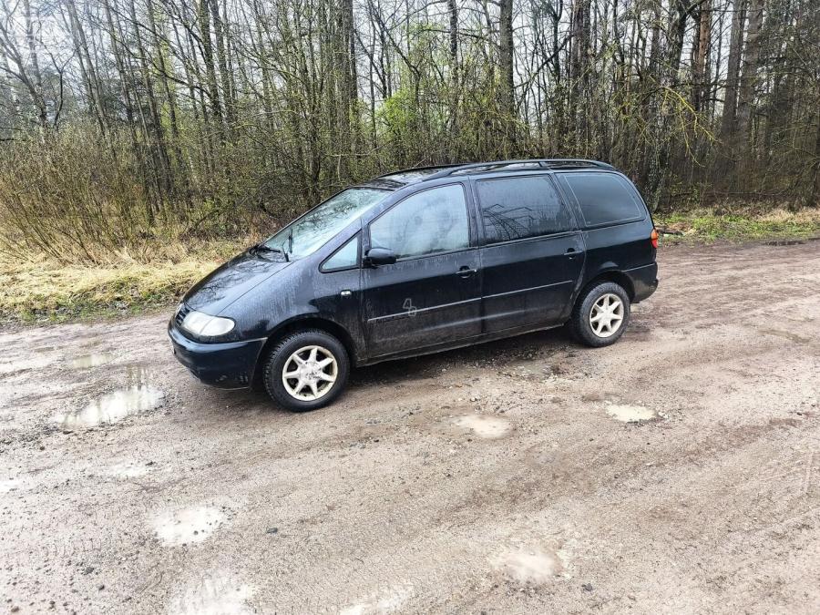 Volkswagen Sharan 1999 in Kaunas, with an engine capacity of 1.90 L and mileage of 350 thousand km for 689 €, photo 3 on AUTOMOTO.COM.LV