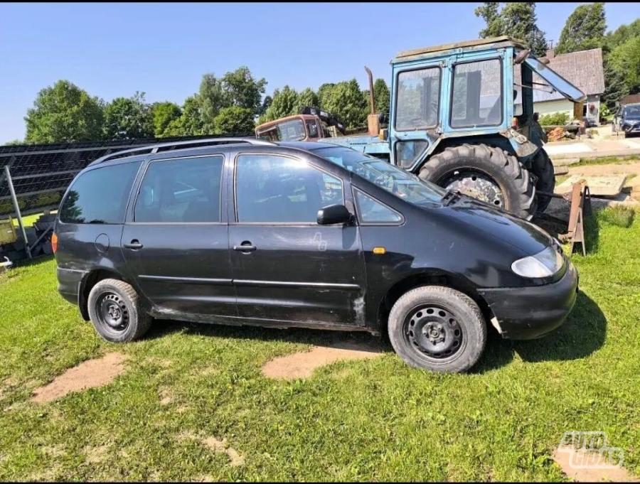 Фольксваген Шаран 1999 в Аникщяй, объемом двигателя 1.90 л и пробегом 299 тыс. км за 600 €, фото 1 на AUTOMOTO.COM.LV