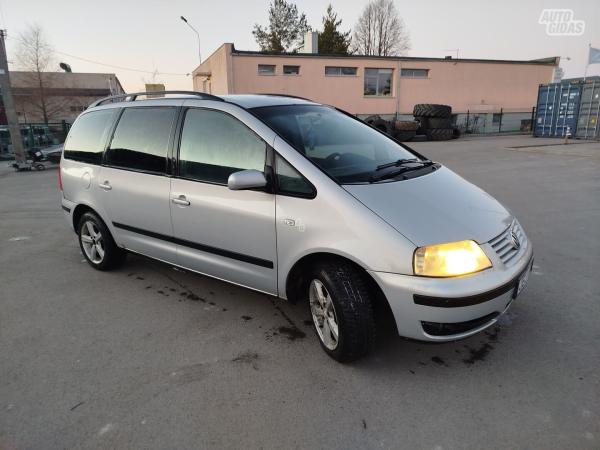 Volkswagen Sharan 2000 Pakruojis, ar dzinēja tilpumu 1.90 L un nobraukumu 366 tūkst. km par 900 €, foto 2 vietnē AUTOMOTO.COM.LV