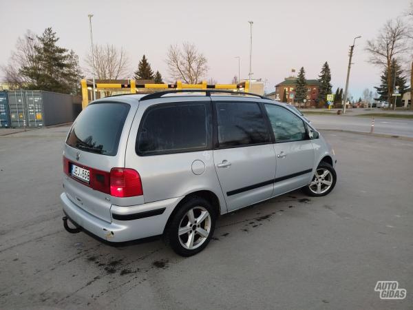 Volkswagen Sharan 2000 Pakruojis, ar dzinēja tilpumu 1.90 L un nobraukumu 366 tūkst. km par 900 €, foto 3 vietnē AUTOMOTO.COM.LV