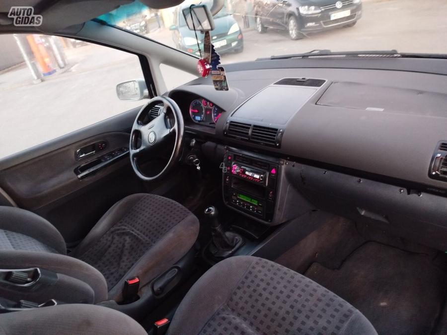 Volkswagen Sharan 2000 Pakruojis, ar dzinēja tilpumu 1.90 L un nobraukumu 366 tūkst. km par 900 €, foto 6 vietnē AUTOMOTO.COM.LV