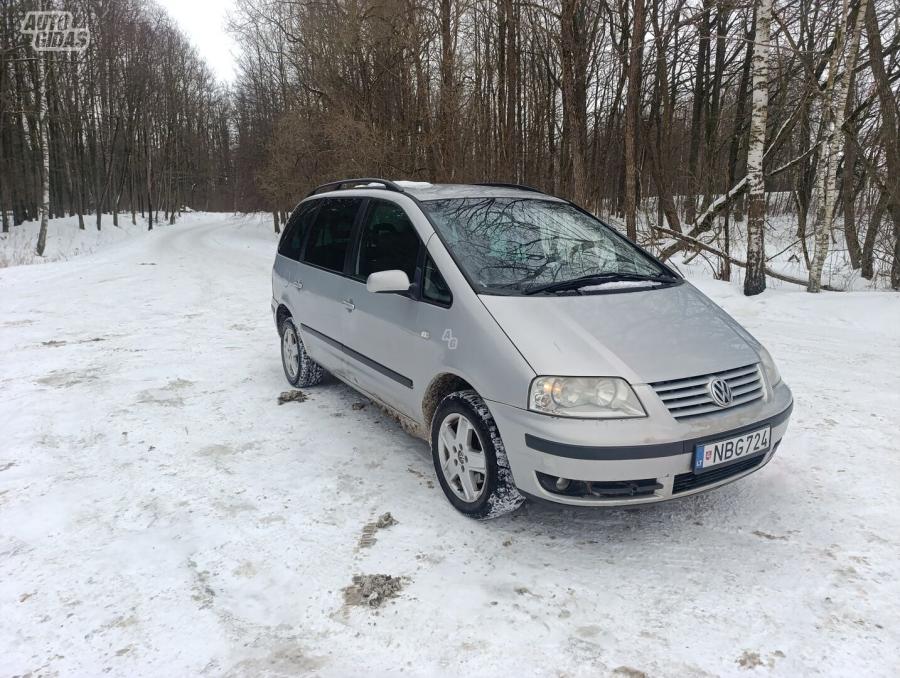 Volkswagen Sharan 2000 in Kaisiadorys, with an engine capacity of 1.90 L and mileage of 288 thousand km for 1500 €, photo 2 on AUTOMOTO.COM.LV