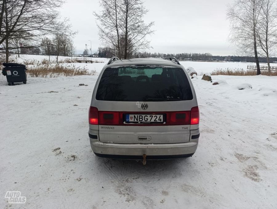Volkswagen Sharan 2000 in Kaisiadorys, with an engine capacity of 1.90 L and mileage of 288 thousand km for 1500 €, photo 5 on AUTOMOTO.COM.LV
