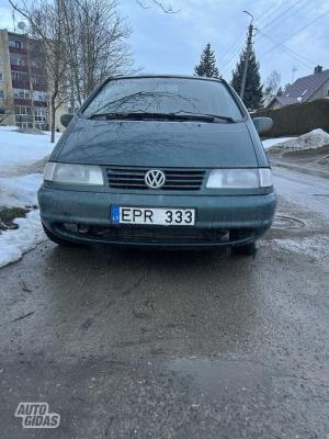 Volkswagen Sharan 2000 Pasvalys, ar dzinēja tilpumu 1.90 L un nobraukumu 240 tūkst. km par 999 €, foto  vietnē AUTOMOTO.COM.LV