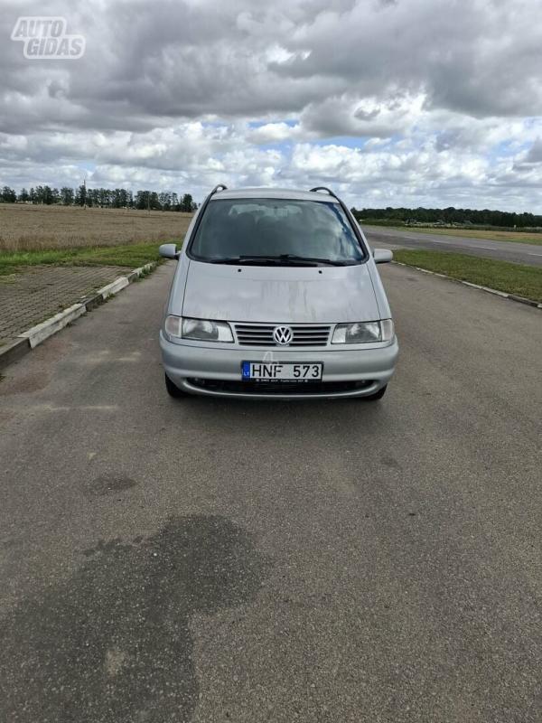 Volkswagen Sharan 2000 in Jurbarkas, with an engine capacity of 1.90 L and mileage of 380 thousand km for 1500 €, photo 1 on AUTOMOTO.COM.LV