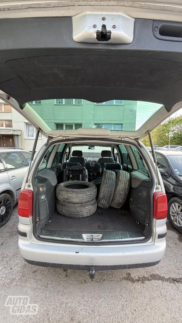Volkswagen Sharan 2000 in Kaunas, with an engine capacity of 1.90 L and mileage of 286 thousand km for 1300 €, photo 5 on AUTOMOTO.COM.LV