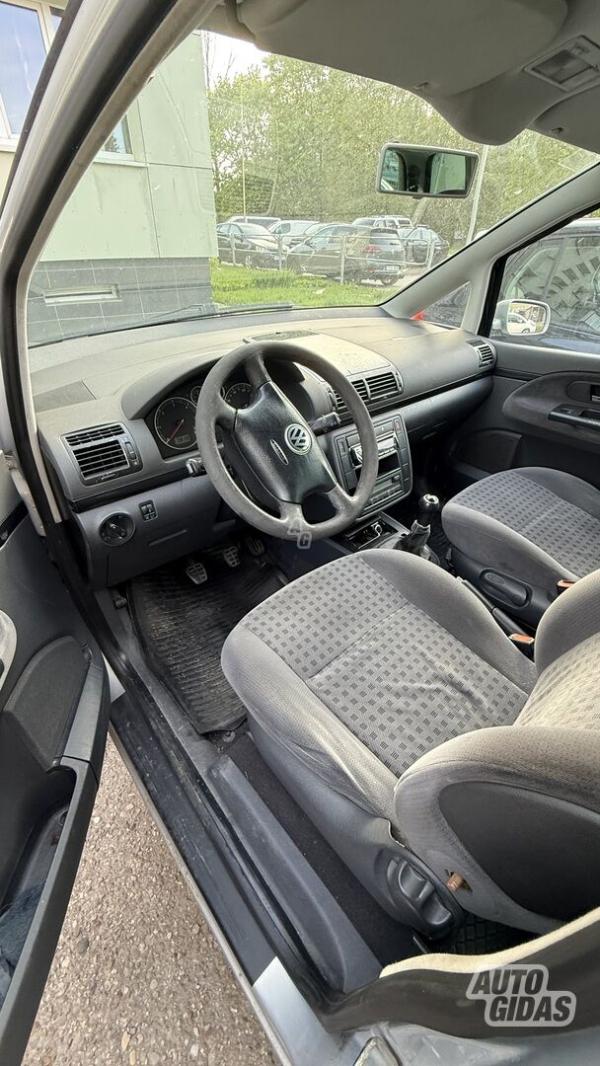 Volkswagen Sharan 2000 in Kaunas, with an engine capacity of 1.90 L and mileage of 286 thousand km for 1300 €, photo 6 on AUTOMOTO.COM.LV