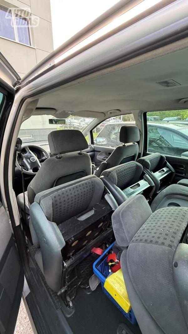 Volkswagen Sharan 2000 in Kaunas, with an engine capacity of 1.90 L and mileage of 286 thousand km for 1300 €, photo 9 on AUTOMOTO.COM.LV
