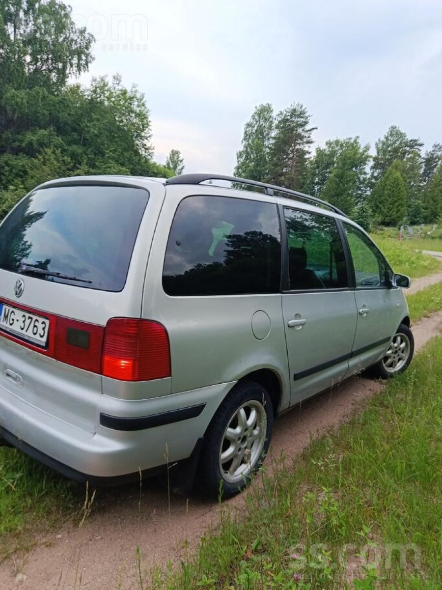 Volkswagen Sharan 2000 Rēzekne, ar dzinēja tilpumu 1.90 L un nobraukumu 312 tūkst. km par 1390 €, foto 7 vietnē AUTOMOTO.COM.LV