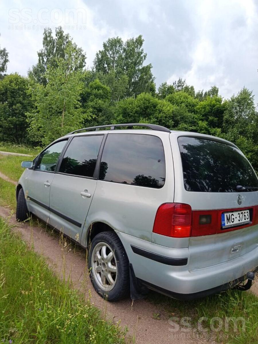 Volkswagen Sharan 2000 Rēzekne, ar dzinēja tilpumu 1.90 L un nobraukumu 312 tūkst. km par 1390 €, foto 9 vietnē AUTOMOTO.COM.LV
