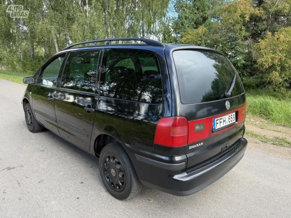 Volkswagen Sharan 2000 Anykščiai, ar dzinēja tilpumu 1.90 L un nobraukumu 370 tūkst. km par 1800 €, foto 11 vietnē AUTOMOTO.COM.LV