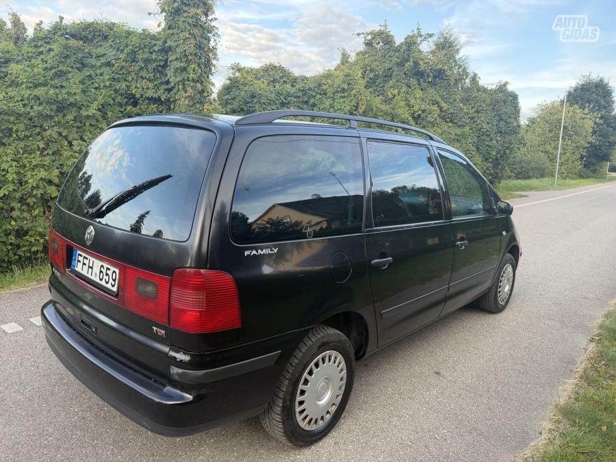 Volkswagen Sharan 2000 Anykščiai, ar dzinēja tilpumu 1.90 L un nobraukumu 370 tūkst. km par 1800 €, foto 16 vietnē AUTOMOTO.COM.LV