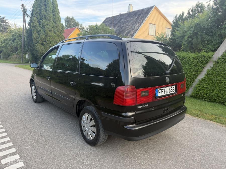 Volkswagen Sharan 2000 Anykščiai, ar dzinēja tilpumu 1.90 L un nobraukumu 370 tūkst. km par 1800 €, foto 18 vietnē AUTOMOTO.COM.LV