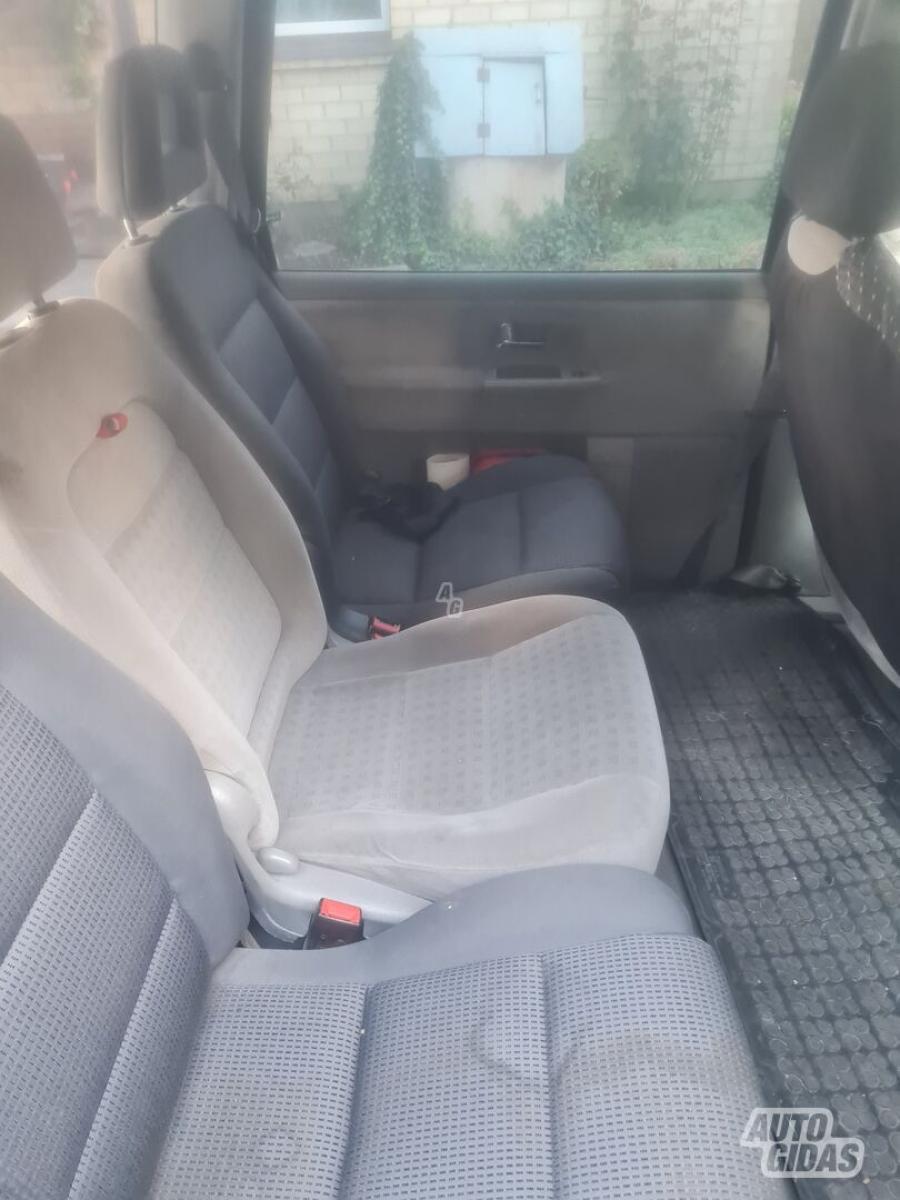 Volkswagen Sharan 2000 in Joniskis, with an engine capacity of 1.90 L and mileage of 464 thousand km for 1000 €, photo 6 on AUTOMOTO.COM.LV