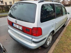 Volkswagen Sharan 2001 Panevēža, ar dzinēja tilpumu 1.90 L un nobraukumu 30 tūkst. km par 470 €, foto 4 vietnē AUTOMOTO.COM.LV