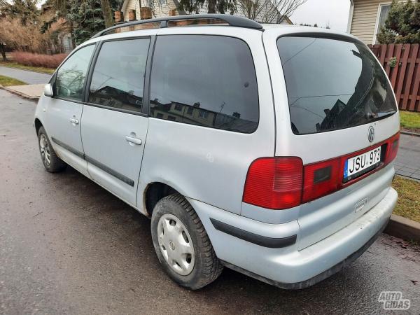 Volkswagen Sharan 2001 Panevēža, ar dzinēja tilpumu 1.90 L un nobraukumu 30 tūkst. km par 470 €, foto 5 vietnē AUTOMOTO.COM.LV