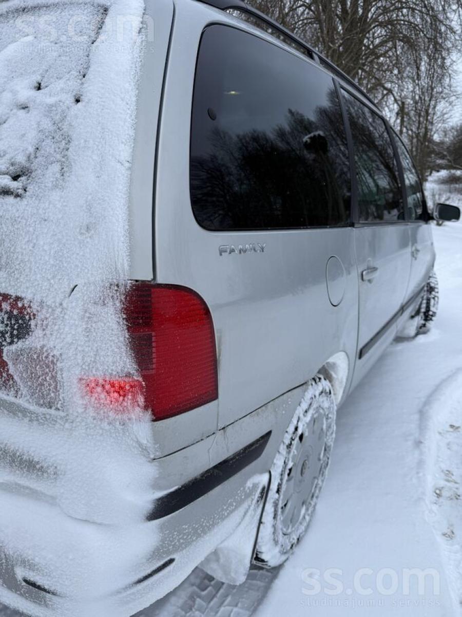 Volkswagen Sharan 2001 in Rezekne, with an engine capacity of 1.90 L and mileage of 358 thousand km for 1550 €, photo 11 on AUTOMOTO.COM.LV