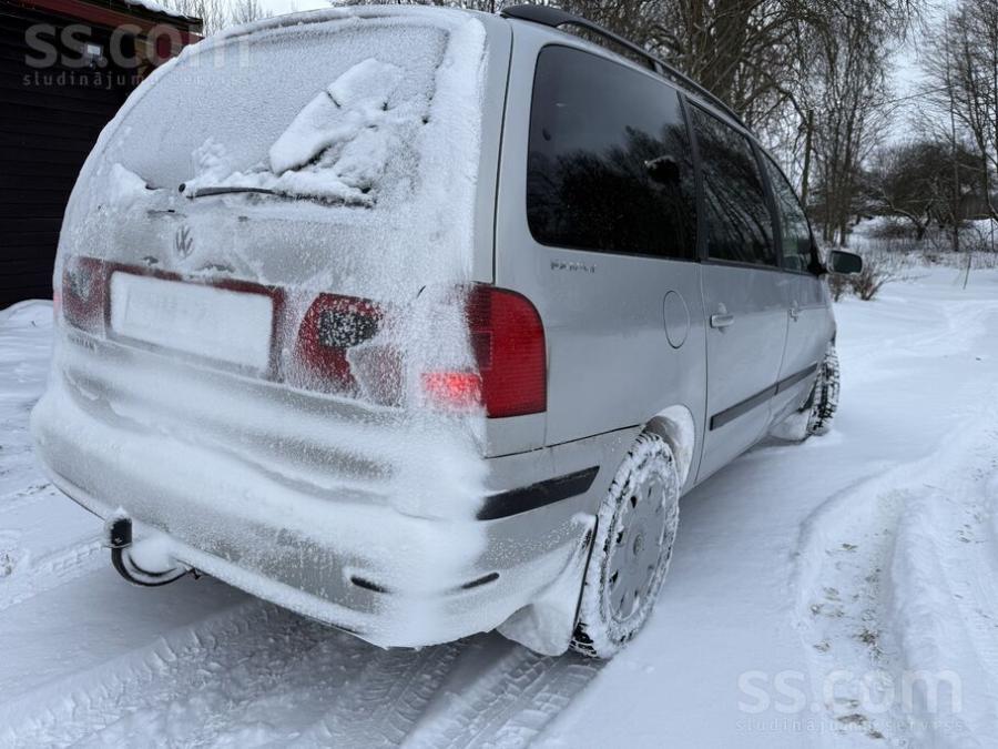 Volkswagen Sharan 2001 in Rezekne, with an engine capacity of 1.90 L and mileage of 358 thousand km for 1550 €, photo 14 on AUTOMOTO.COM.LV