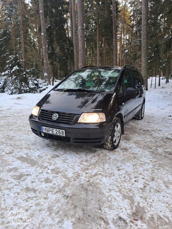 Volkswagen Sharan 2001 Šauļi, ar dzinēja tilpumu 1.90 L un nobraukumu 205 tūkst. km par 1350 €, foto 1 vietnē AUTOMOTO.COM.LV