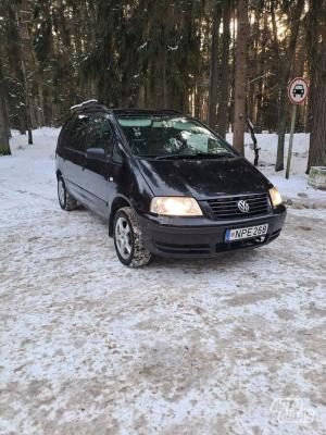 Volkswagen Sharan 2001 in Siauliai, with an engine capacity of 1.90 L and mileage of 205 thousand km for 1350 €, photo 2 on AUTOMOTO.COM.LV