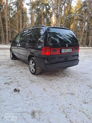Volkswagen Sharan 2001 in Siauliai, with an engine capacity of 1.90 L and mileage of 205 thousand km for 1350 €, photo 8 on AUTOMOTO.COM.LV