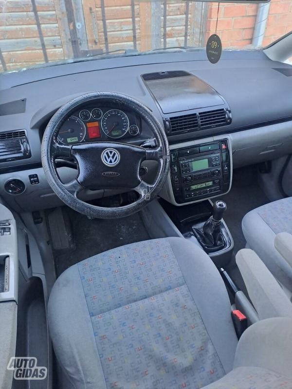 Volkswagen Sharan 2001 Šauļi, ar dzinēja tilpumu 1.90 L un nobraukumu 205 tūkst. km par 1350 €, foto 10 vietnē AUTOMOTO.COM.LV