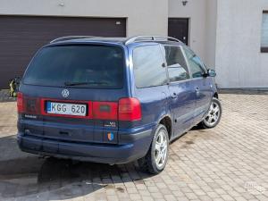 Volkswagen Sharan 2001 in Vilnius, with an engine capacity of 2.80 L and mileage of 290 thousand km for 1300 €, photo 7 on AUTOMOTO.COM.LV
