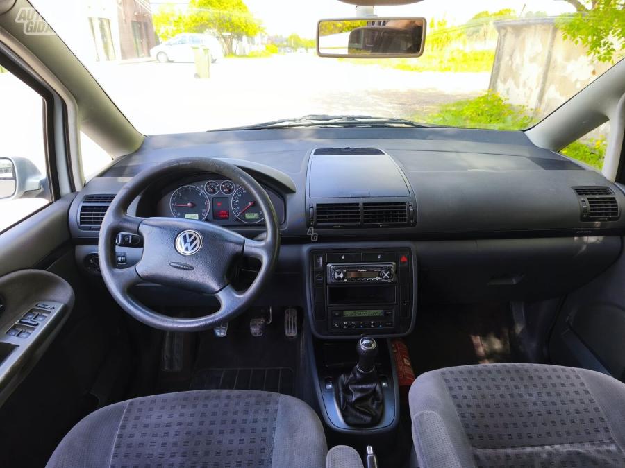 Volkswagen Sharan 2001 Kauņa, ar dzinēja tilpumu 1.90 L un nobraukumu 286 tūkst. km par 1500 €, foto 12 vietnē AUTOMOTO.COM.LV