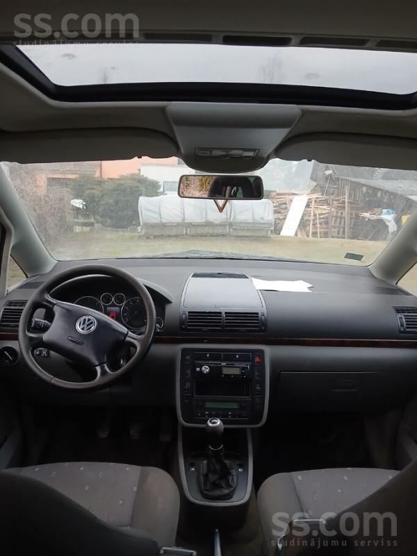 Volkswagen Sharan 2001 in Dobele, with an engine capacity of 2.80 L and mileage of 364 thousand km for 1300 €, photo 6 on AUTOMOTO.COM.LV