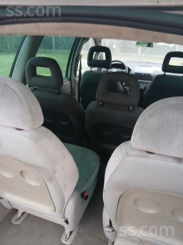 Volkswagen Sharan 2001 in Dobele, with an engine capacity of 2.80 L and mileage of 364 thousand km for 1000 €, photo 5 on AUTOMOTO.COM.LV