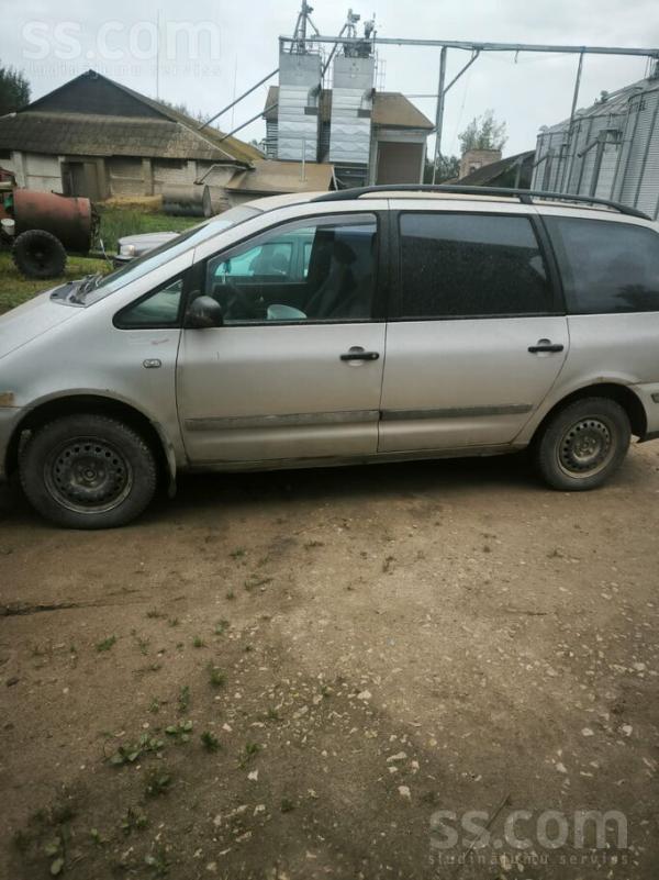 Volkswagen Sharan 2001 Aizkraukle, ar dzinēja tilpumu 1.90 L un nobraukumu 0 tūkst. km par 400 €, foto 2 vietnē AUTOMOTO.COM.LV