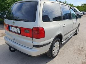 Volkswagen Sharan 2001 in Siauliai, with an engine capacity of 1.90 L and mileage of 292 thousand km for 1950 €, photo 6 on AUTOMOTO.COM.LV