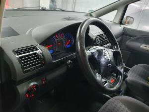 Volkswagen Sharan 2001 in Siauliai, with an engine capacity of 1.90 L and mileage of 292 thousand km for 1950 €, photo 24 on AUTOMOTO.COM.LV